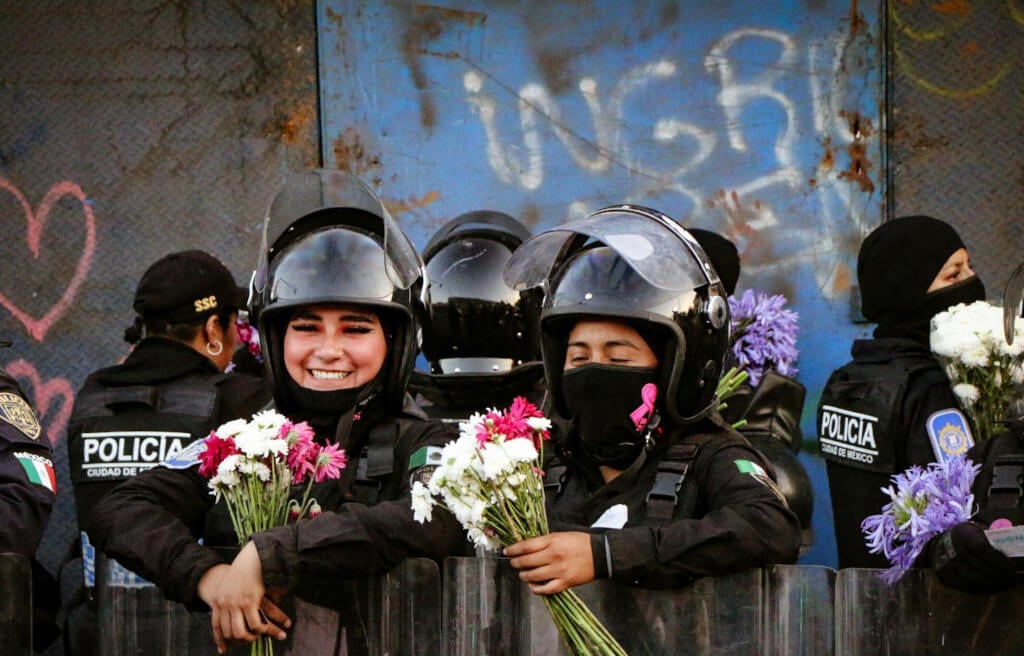 How To Avoid Police Extortion In Mexico – Janine In The World